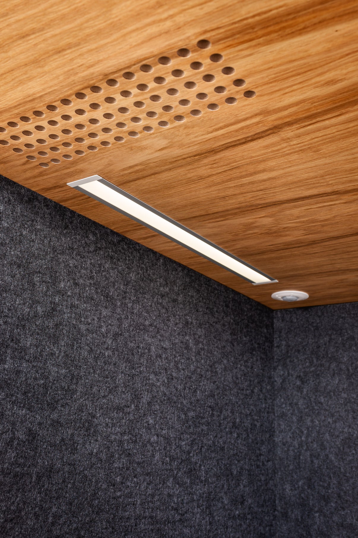 MEAVO Soho – Breeze Workspace