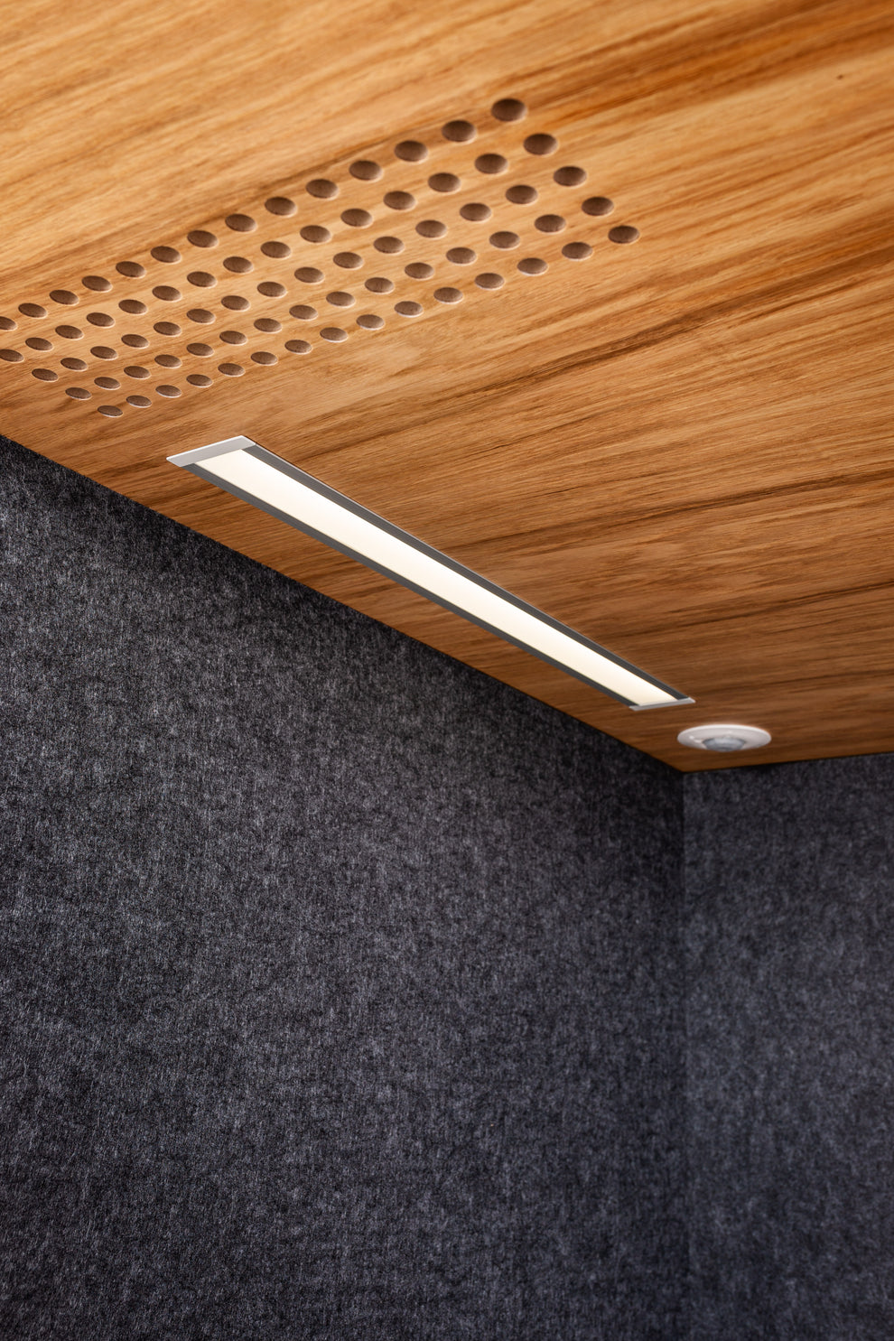 MEAVO Soho – Breeze Workspace